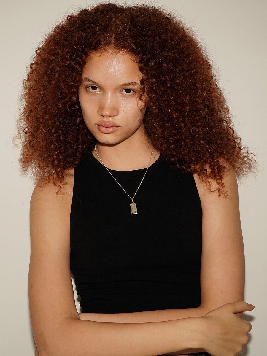 Models: Women > Mainboard - Scoop Models