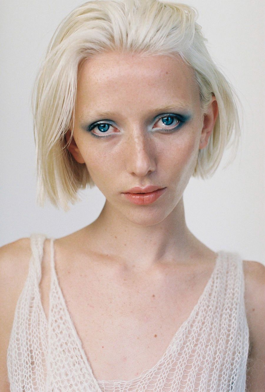 Models: Women > Mainboard - Scoop Models